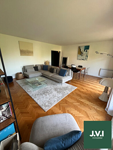 Enghien-les-Bains : Appartement 4 pièces à vendre