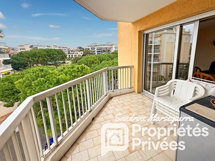 Appartement à vendre - Cagnes-sur-Mer, Le Cros de Cagnes, Les Vespins - 2 pièces - 1 chambre