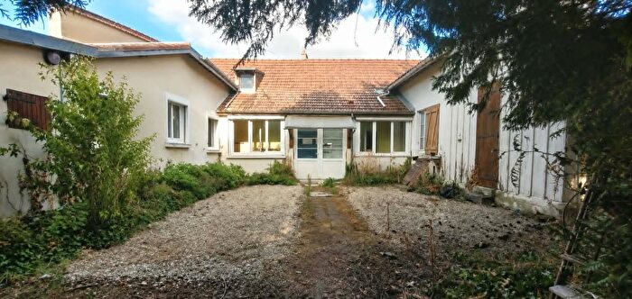 Arcis-sur-Aube - Maison 7 pièces à vendre