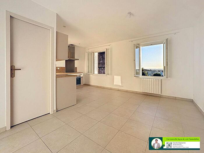 Appartement à louer - Saint-Bauzély - 2 pièces - 1 chambre