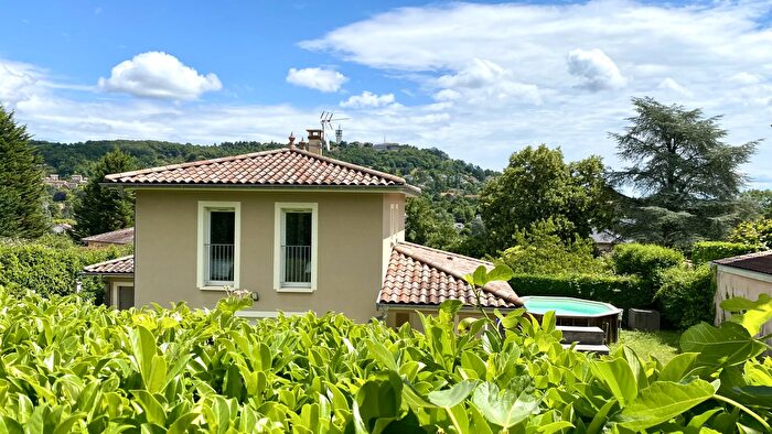 Maison 5 pièces à Saint-Didier-au-Mont-d'Or, à louer