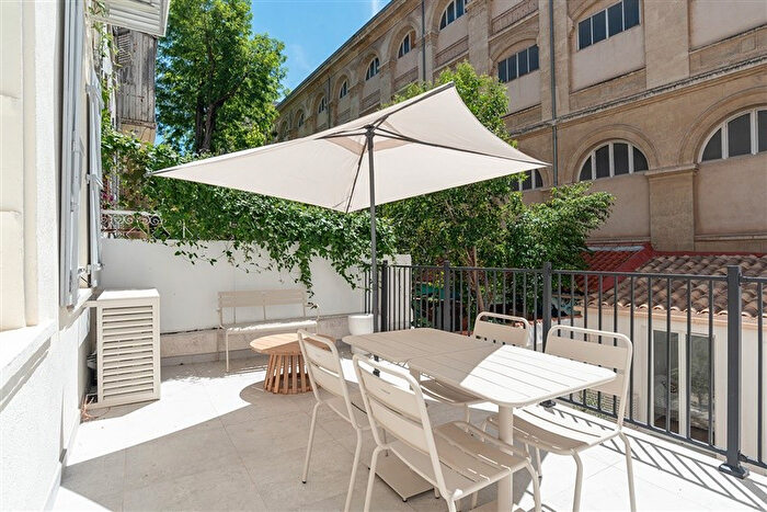 Appartement à louer - Marseille er , Thiers - 14 pièces - 1 chambre