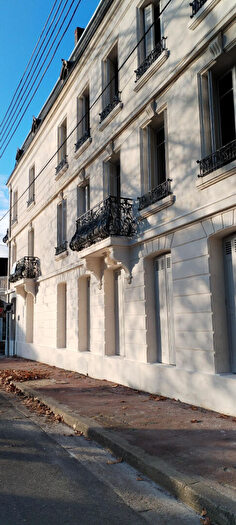 Appartement à louer - Saintes, La Gare, Sébastien de Brouard, La Fenêtre - 2 pièces - 1 chambre