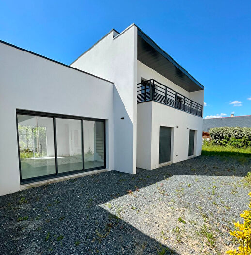 Maison à vendre - Brissac-Quincé - 6 pièces - 4 chambres