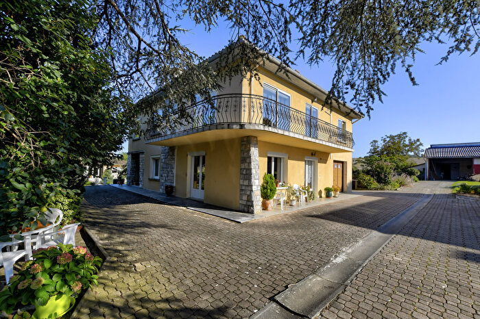 Maison à vendre - Auterive - 6 pièces - 4 chambres