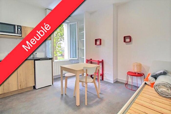 Appartement à louer - Tours, Lakanal, Strasbourg - 1 pièce