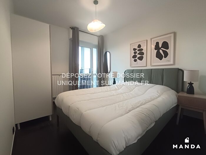 Appartement à louer - Quartiers Sud-Ouest, Alma - 4 pièces - 3 chambres