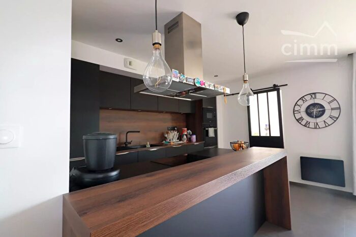 Appartement à vendre - La Ravoire - 4 pièces - 3 chambres