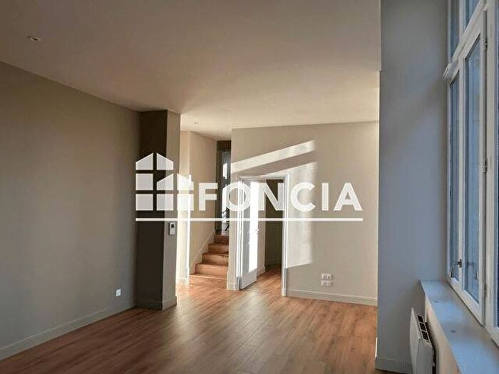 Appartement à louer - Trois Quartiers-Centre Ville, Poitiers - 3 pièces - 2 chambres