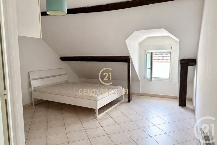 Noisy-le-Grand, Centre-ville : Appartement 1 pièce à vendre