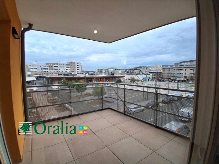 Appartement à louer - Centre-Saint Bonnet-Muissiat, Villefontaine - 3 pièces - 2 chambres