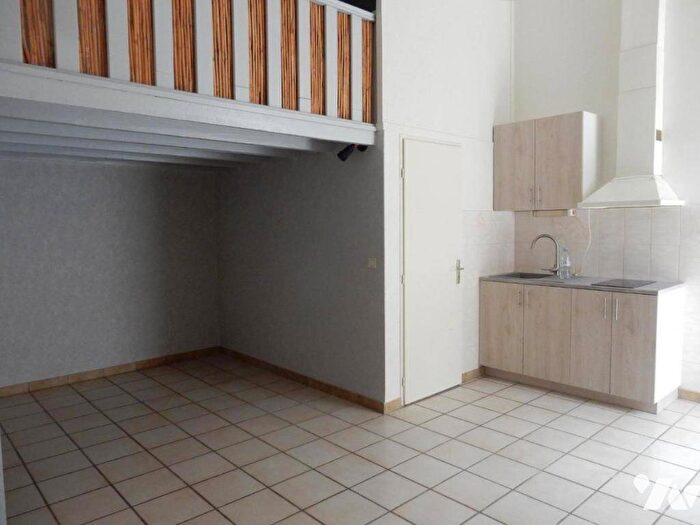 Appartement à louer - Beauchastel - 1 chambre