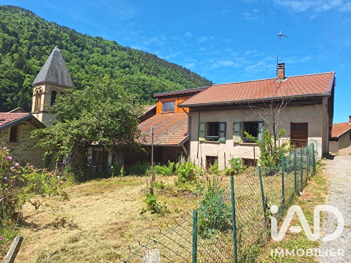 Pinsot : Maison 2 pièces à vendre
