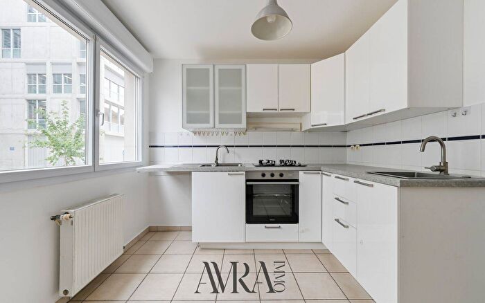 Appartement à louer - Gratte Ciel, Villeurbanne - 2 pièces - 1 chambre