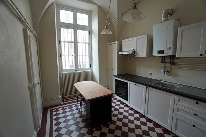 Appartement à louer - Cordeliers, Dijon - 4 pièces - 3 chambres