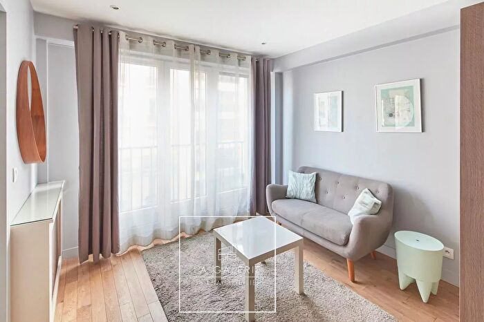 Appartement à vendre - Paris e , Violet, Commerce - 1 pièce