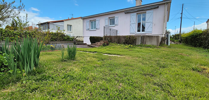 Maison à vendre - Montaigu - 5 pièces - 4 chambres