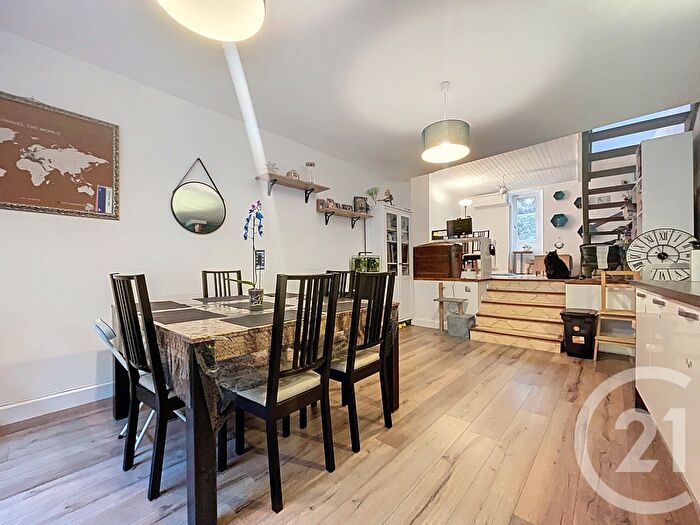 Maison à vendre - Bagnols-sur-Cèze, Centre-ville - 4 pièces - 3 chambres