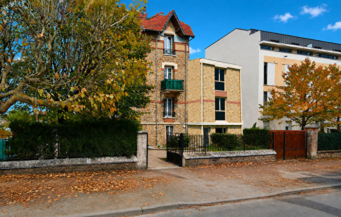 Champs-sur-Marne, Bords de Marne - Maison 5 pièces à vendre