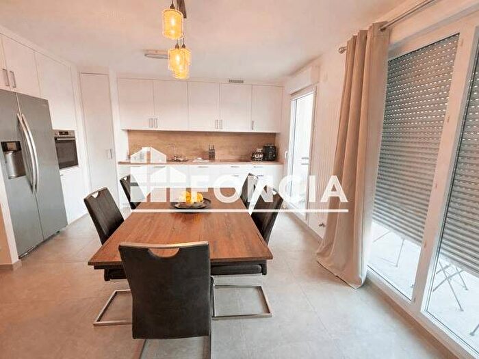 Appartement à louer - Nord, Saint-Julien-en-Genevois - 3 pièces - 2 chambres