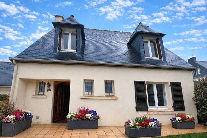 Maison à vendre - Guingamp - 4 pièces - 3 chambres