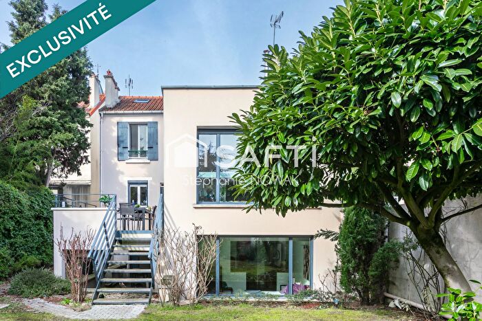 Maison à vendre - Nanterre, Centre-ville - 10 pièces - 5 chambres