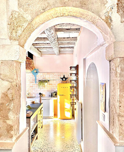 Maison 9 pièces à Vauvert, à vendre