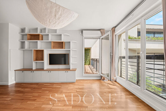 Appartement 4 pièces à Puteaux, Pressensé, Rives de Seine, à vendre