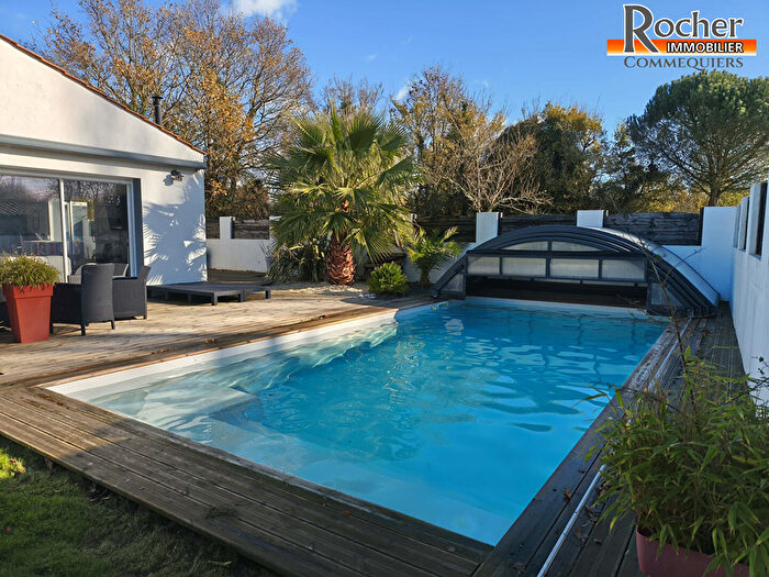 Maison à vendre - Commequiers - 5 pièces - 3 chambres