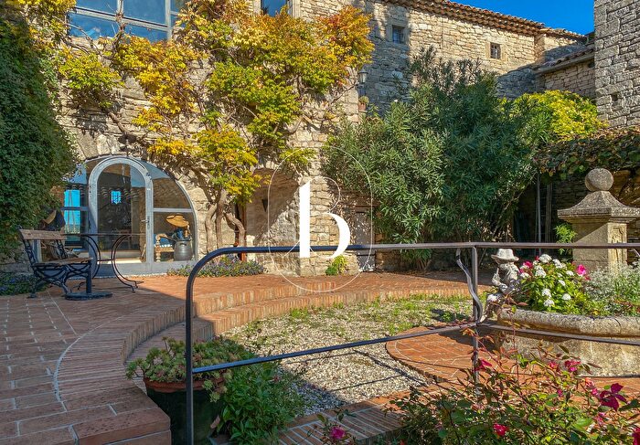 Maison à vendre - Goudargues - 6 pièces - 4 chambres