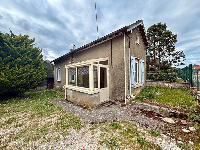 Maison 2 pièces à vendre à Fleury-la-Vallée