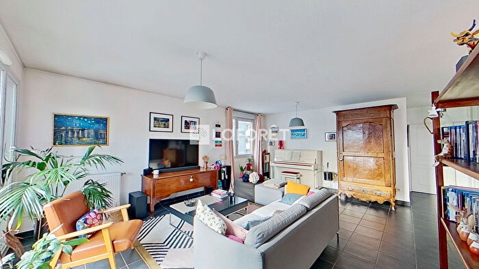 Appartement à vendre - Lyon e , Bachut, Transvaal - 3 pièces - 2 chambres