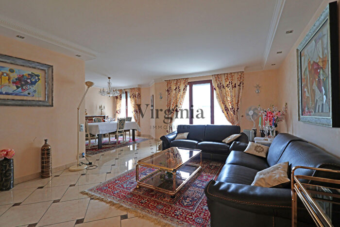 Appartement à vendre - Charenton-le-Pont, Valmy - 5 pièces - 3 chambres