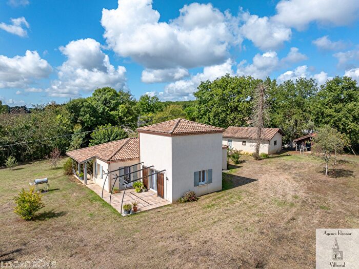 Maison à vendre - Castillonnès - 6 pièces - 4 chambres