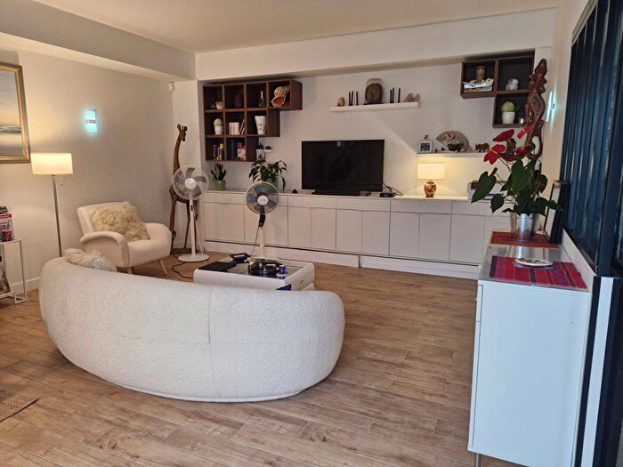 Appartement à vendre - Libourne, Centre-ville, Bastide, Gare - 3 pièces - 2 chambres