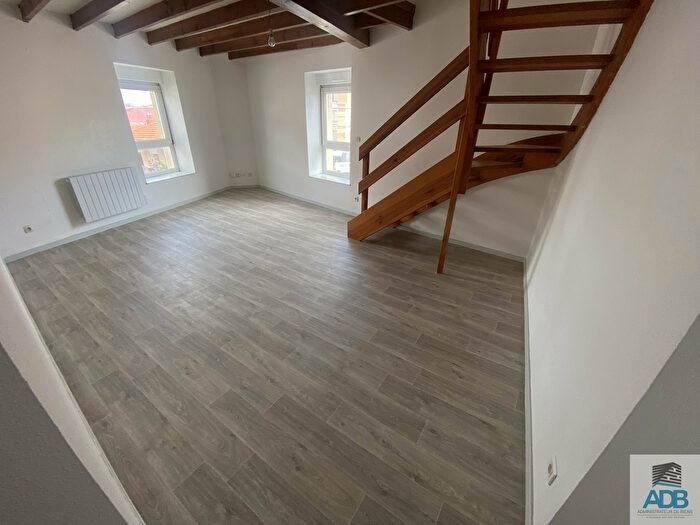 Appartement à louer - Roanne, Clermont - 4 pièces - 3 chambres