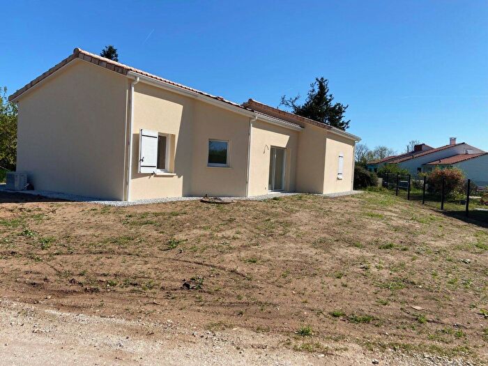 Maison 4 pièces à louer - Sud Ouest, Saint-Yrieix-sur-Charente