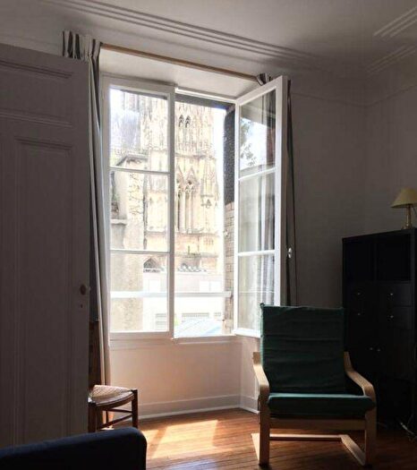 Appartement à louer - Reims - 2 pièces - 1 chambre