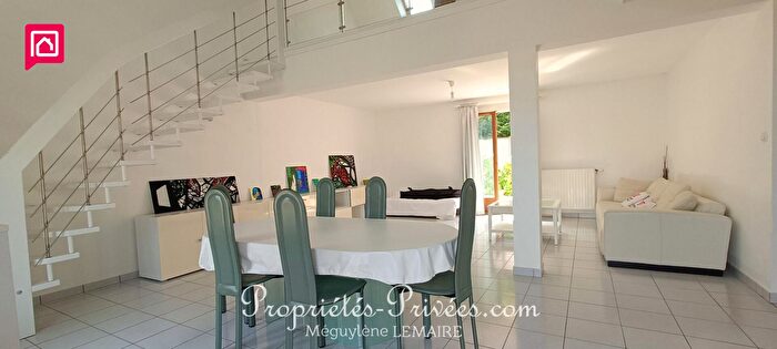 Maison à vendre - Verneuil-sur-Avre - 5 pièces - 4 chambres