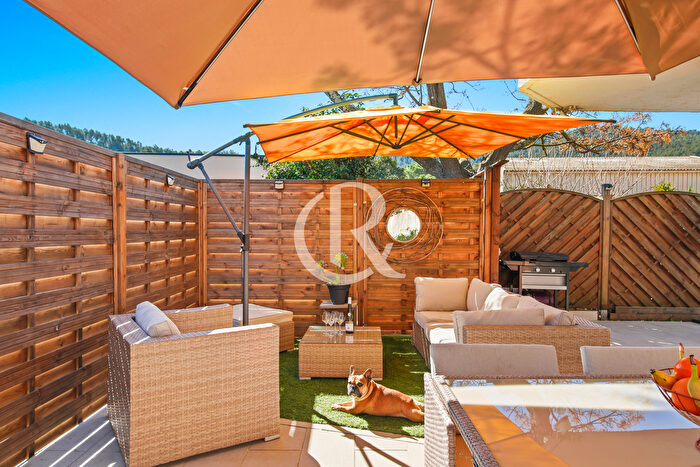 Appartement à vendre - Hyères, Costebelle, Almanarre - 3 pièces - 2 chambres