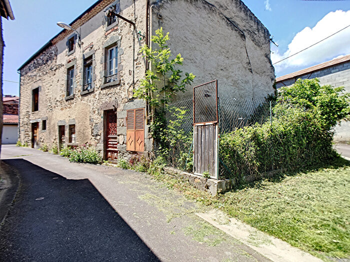 Maison à vendre - Montaigut-le-Blanc - 5 pièces - 3 chambres