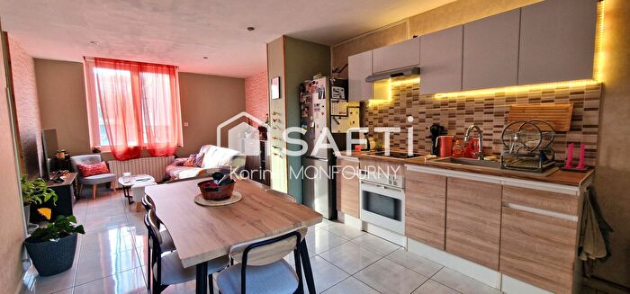 Maison à vendre - SaintQuentin Vermandois - 6 pièces - 3 chambres