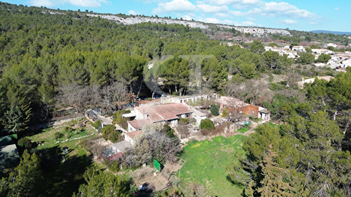 Maison à vendre - Gordes - 4 pièces - 2 chambres