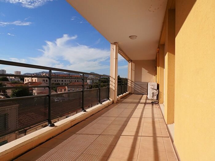 Appartement à vendre - Marseille e , Pont de Vivaux - 4 pièces - 3 chambres