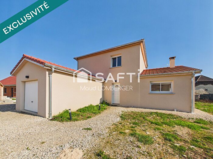 Maison à vendre - Chancey - 7 pièces - 5 chambres