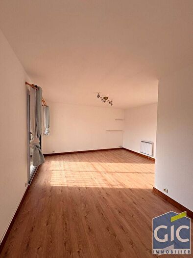 Appartement à louer - Le Port, Caen - 3 pièces - 2 chambres