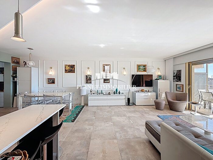 Appartement à vendre - Antibes, Antibes-les-Pins, Trianon, Le Fournel, Peyregoue - 4 pièces - 2 chambres