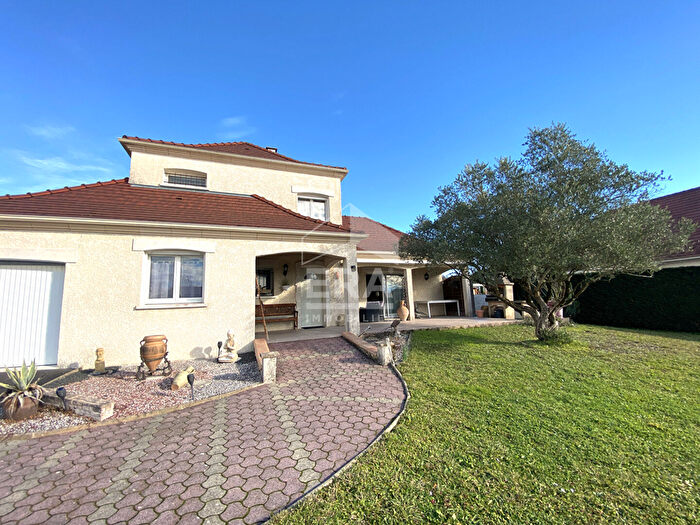 Maison à vendre - Serres-Castet - 6 pièces - 4 chambres