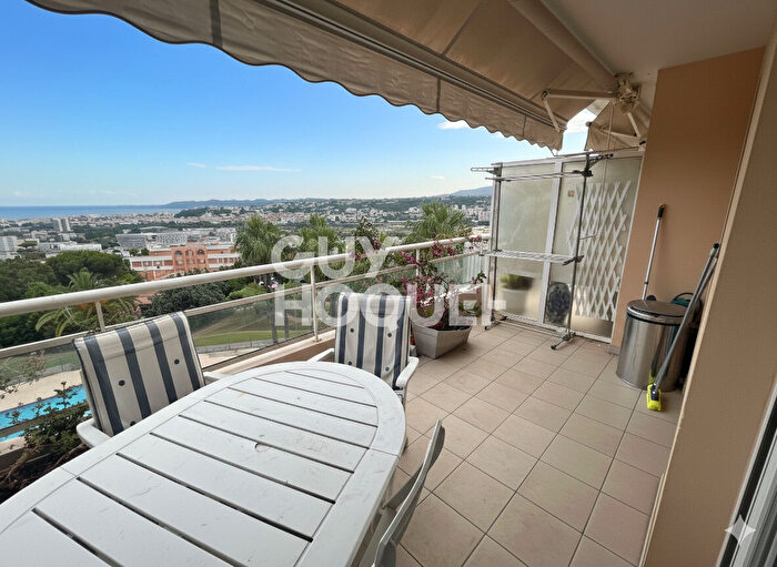 Appartement à vendre - Nice, Corniche Fleurie - 3 pièces - 2 chambres