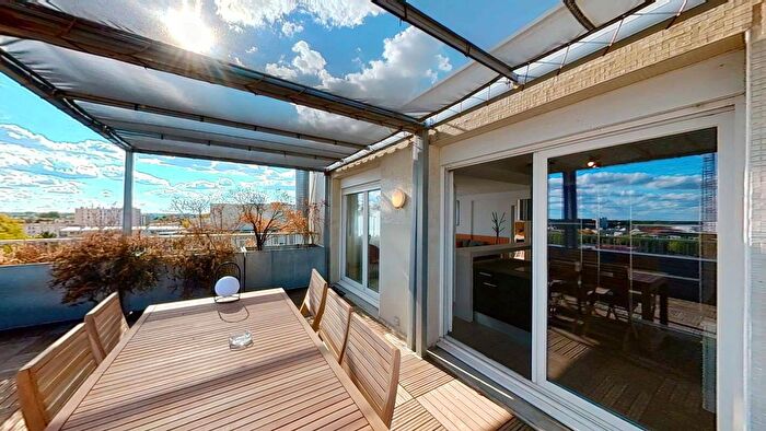 Appartement à louer - Bordeaux Sud - 7 pièces - 6 chambres